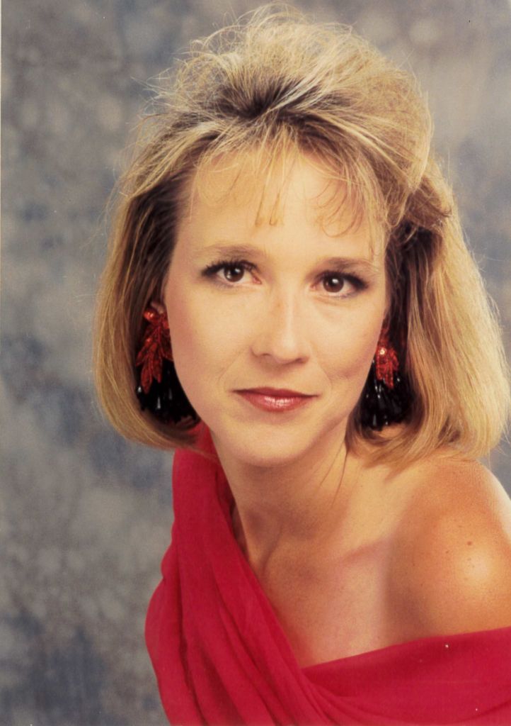 Dana Renee Robisheaux - Crowder Funeral Home